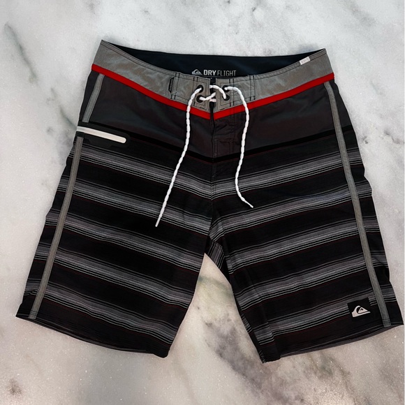 Quiksilver | Swim | Quicksilver Mens Board Shorts Medium | Poshmark